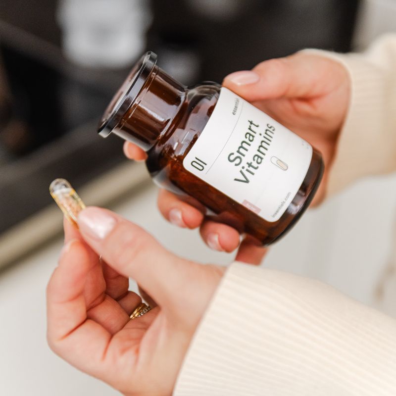 Eco-refill pharmacy jar Smart Vitamins for her | Insentials